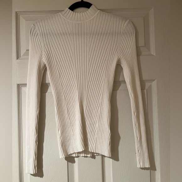 H&M | Tops | Turtle Kneck | Poshmark